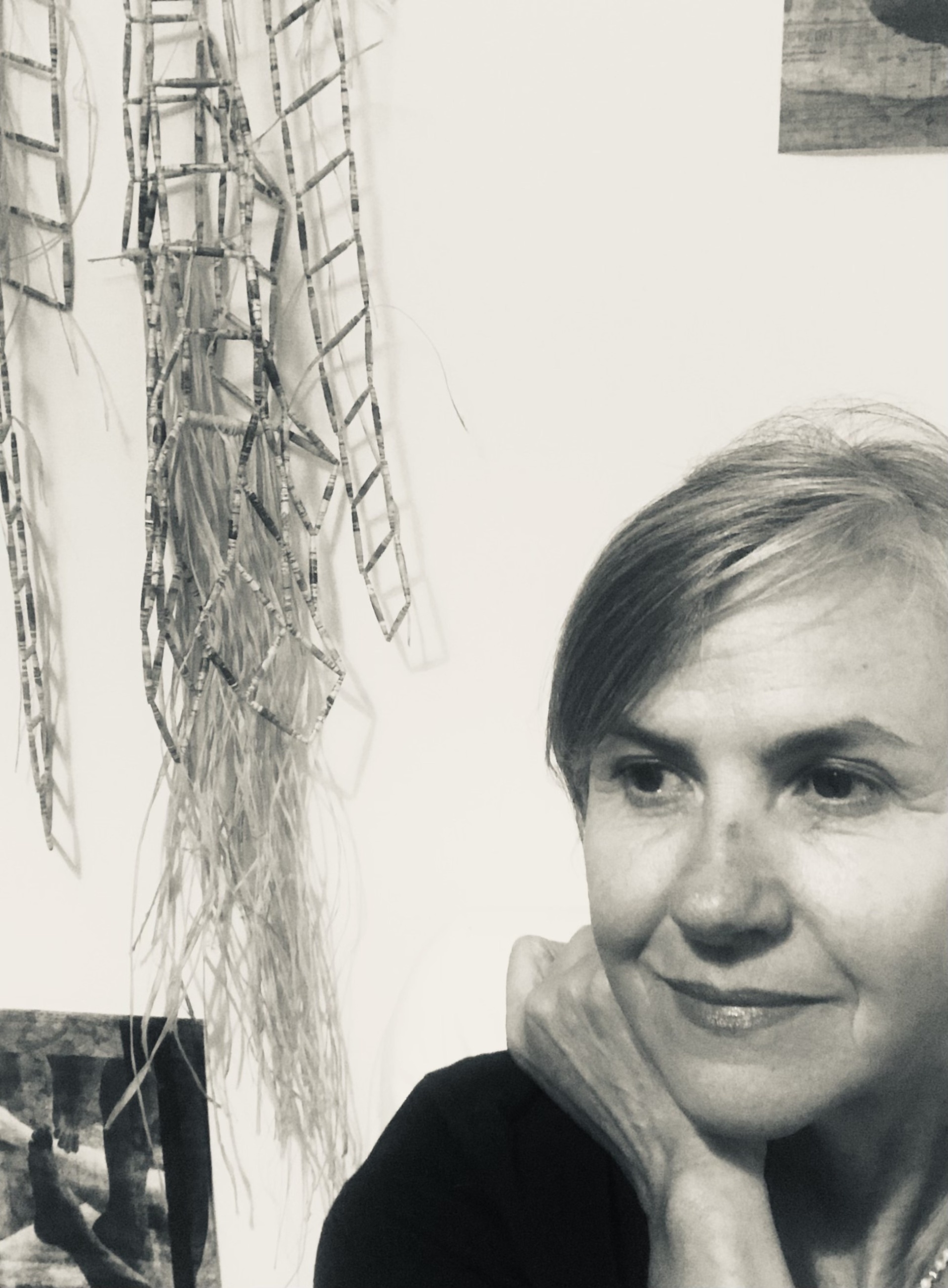 About - Regina Costa